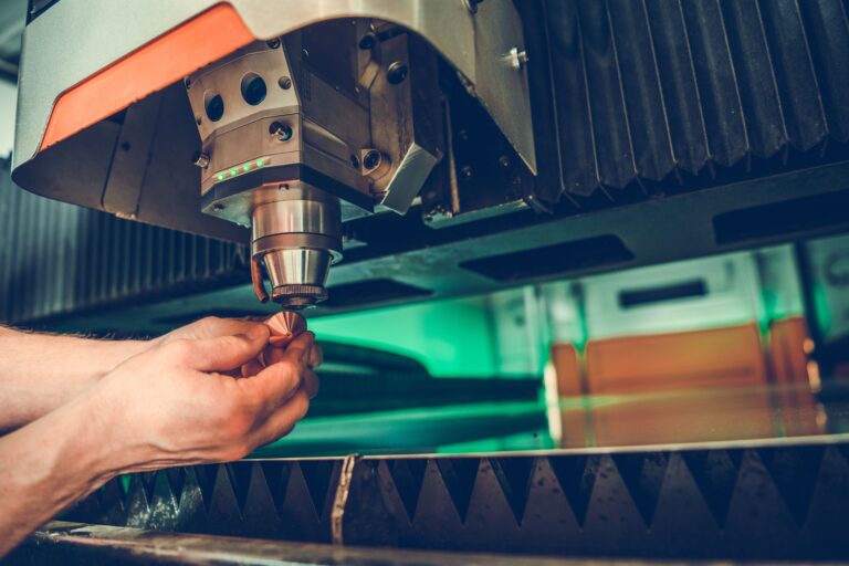 SaberTech: High-Speed Plate & Sheet Metal Laser Cutting – Laser Photonics